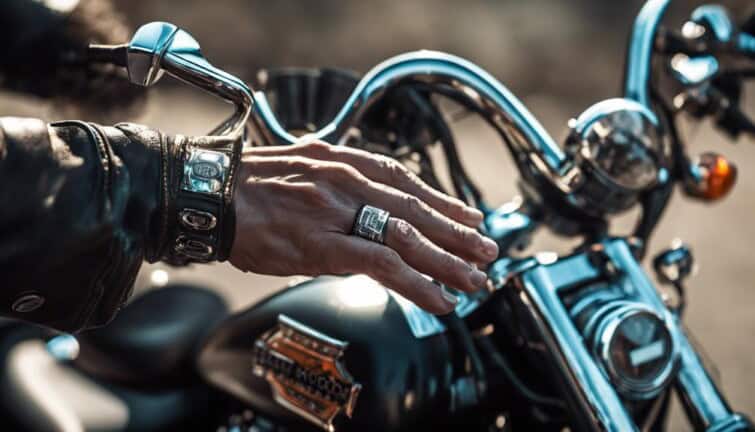 How To Use 2017 Harley Davidson Ultra Limited Hand Controls | Iron ...